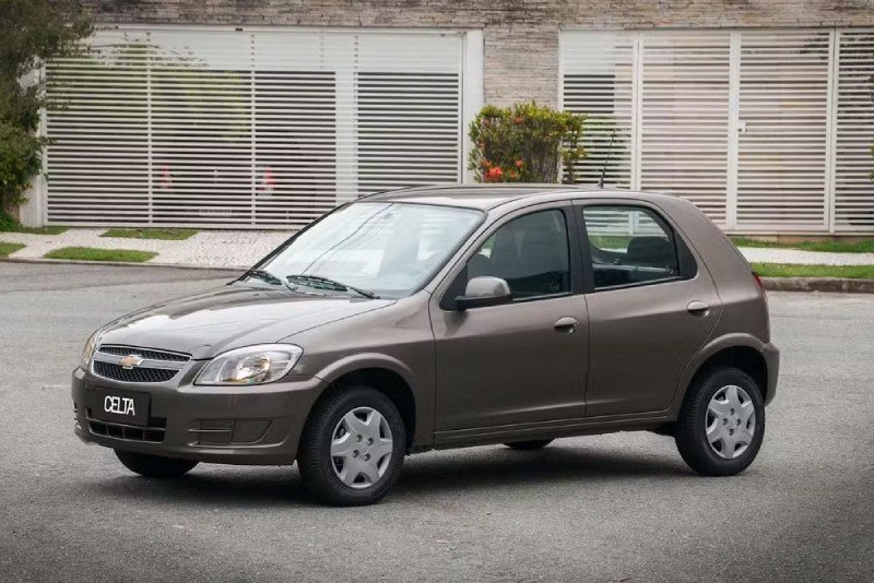 Chevrolet Celta 2007 a 2015 vale a pena? Defeitos, consumo.