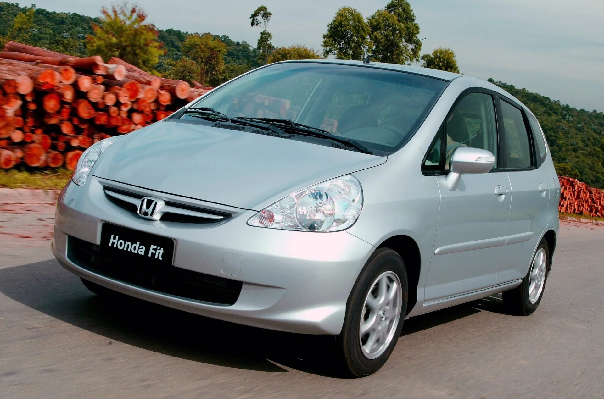 Avaliação Honda Fit 2004 a 2008: vale a pena comprar?